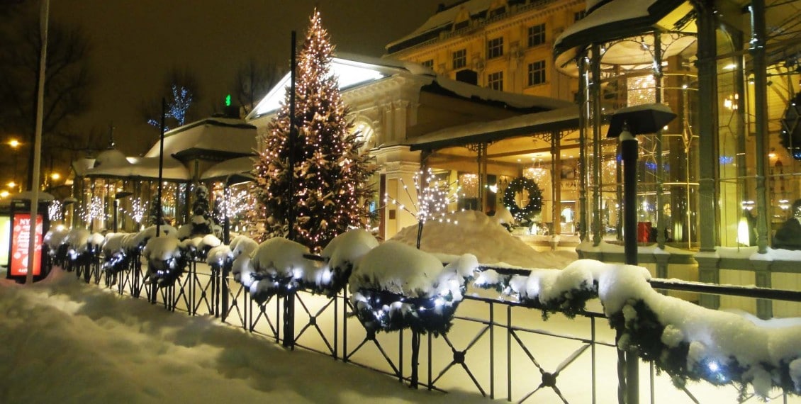 The Pressure of The Winter Holiday Retail Season - Vibe Consulting ...